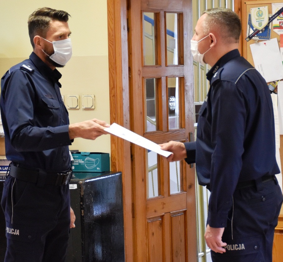 Nowy Komendant Komisariatu Policji w Tymbarku - Aktualności - KPP w Limanowej